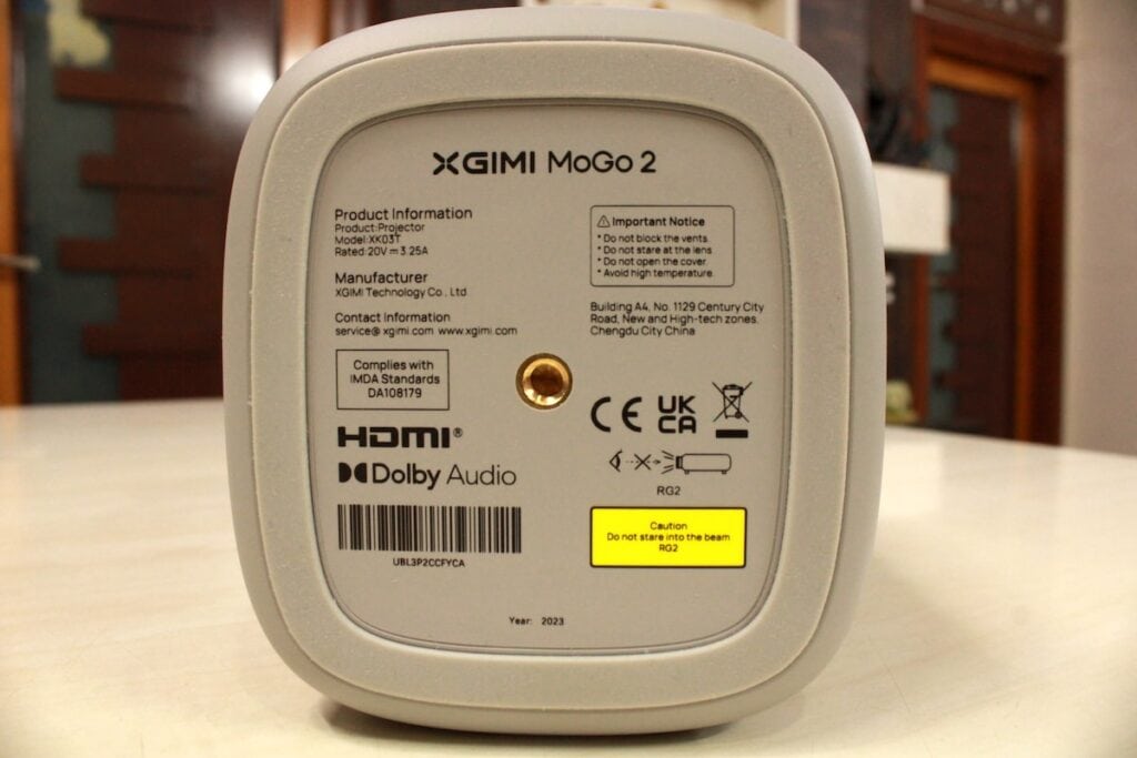 XGIMI MoGo 2 Review: Portable Android TV Projector
