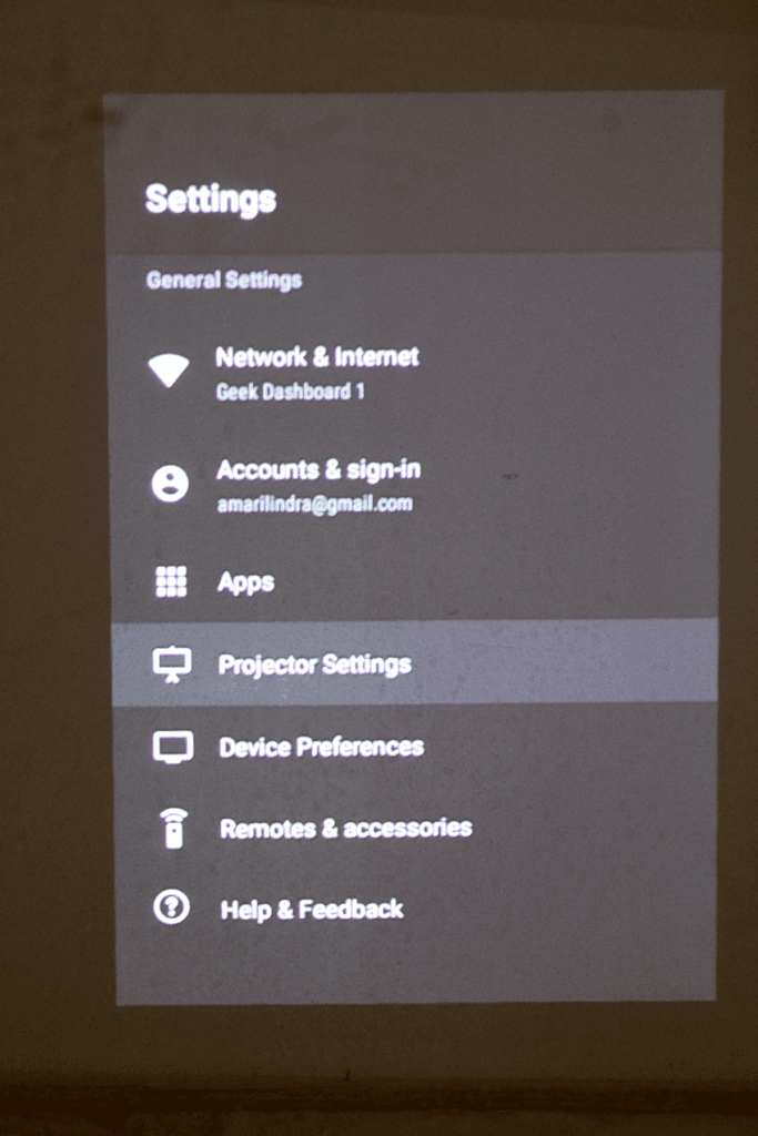XGIMI MoGo 2 Review: Portable Android TV Projector